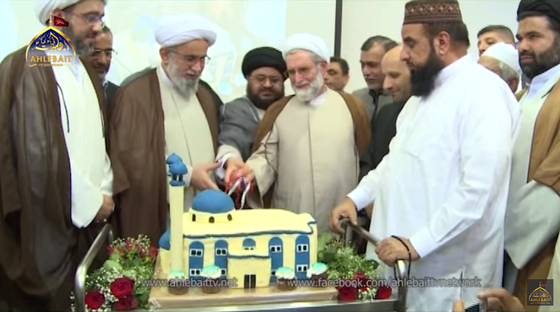 Moskéskandalen vokser – Document