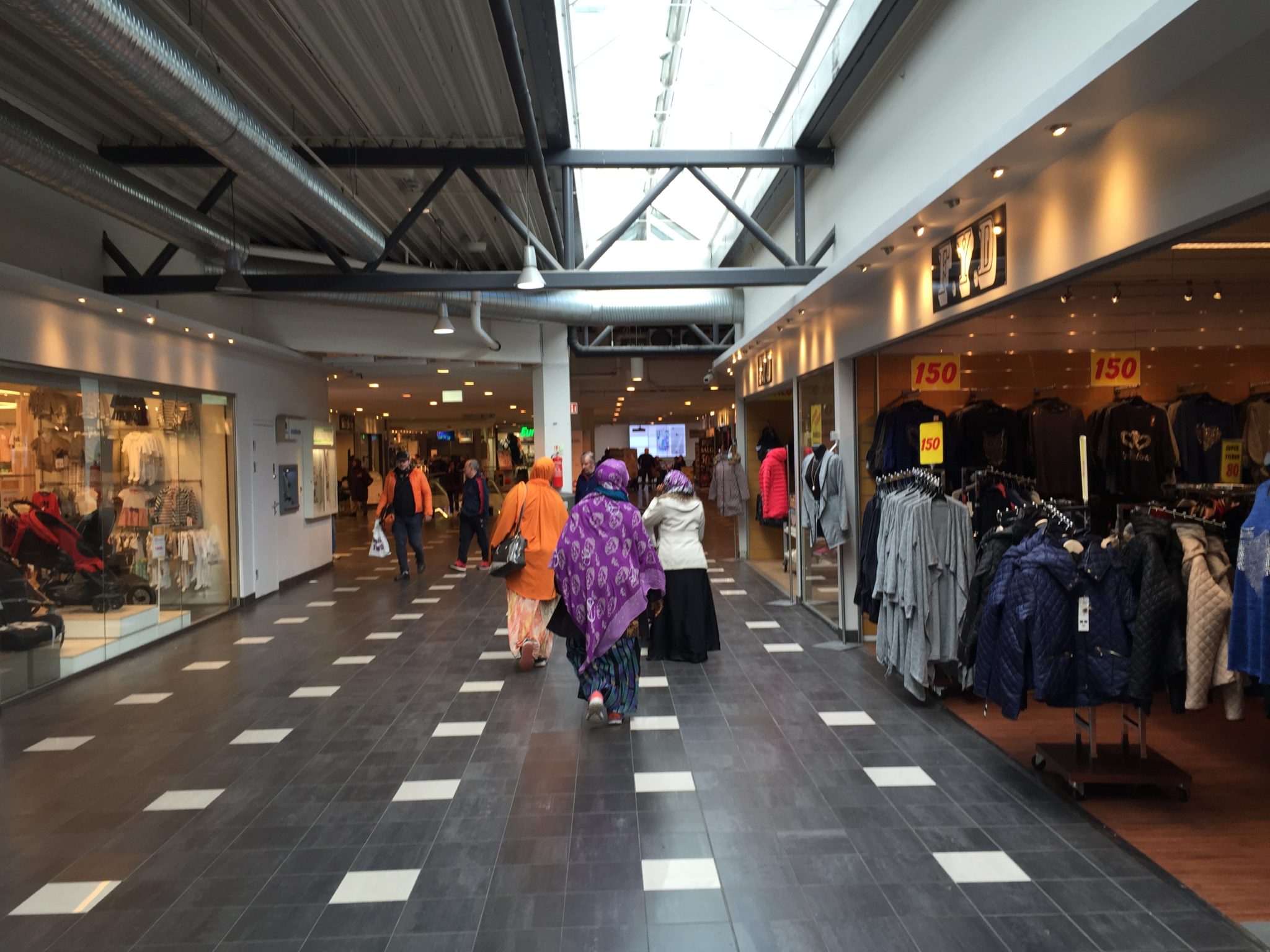 Nye SSB-tall viser urovekkende lav syssel­setting blant innvandrer ...