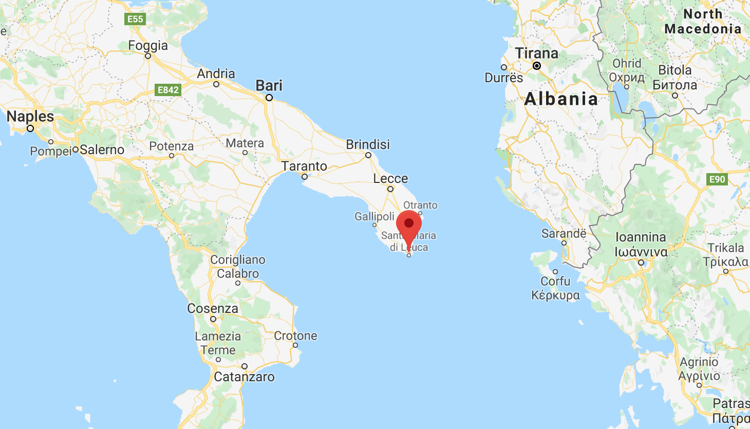 Ny smuglermetode: Bruk følgebåt nesten helt til Italias fastland – Document