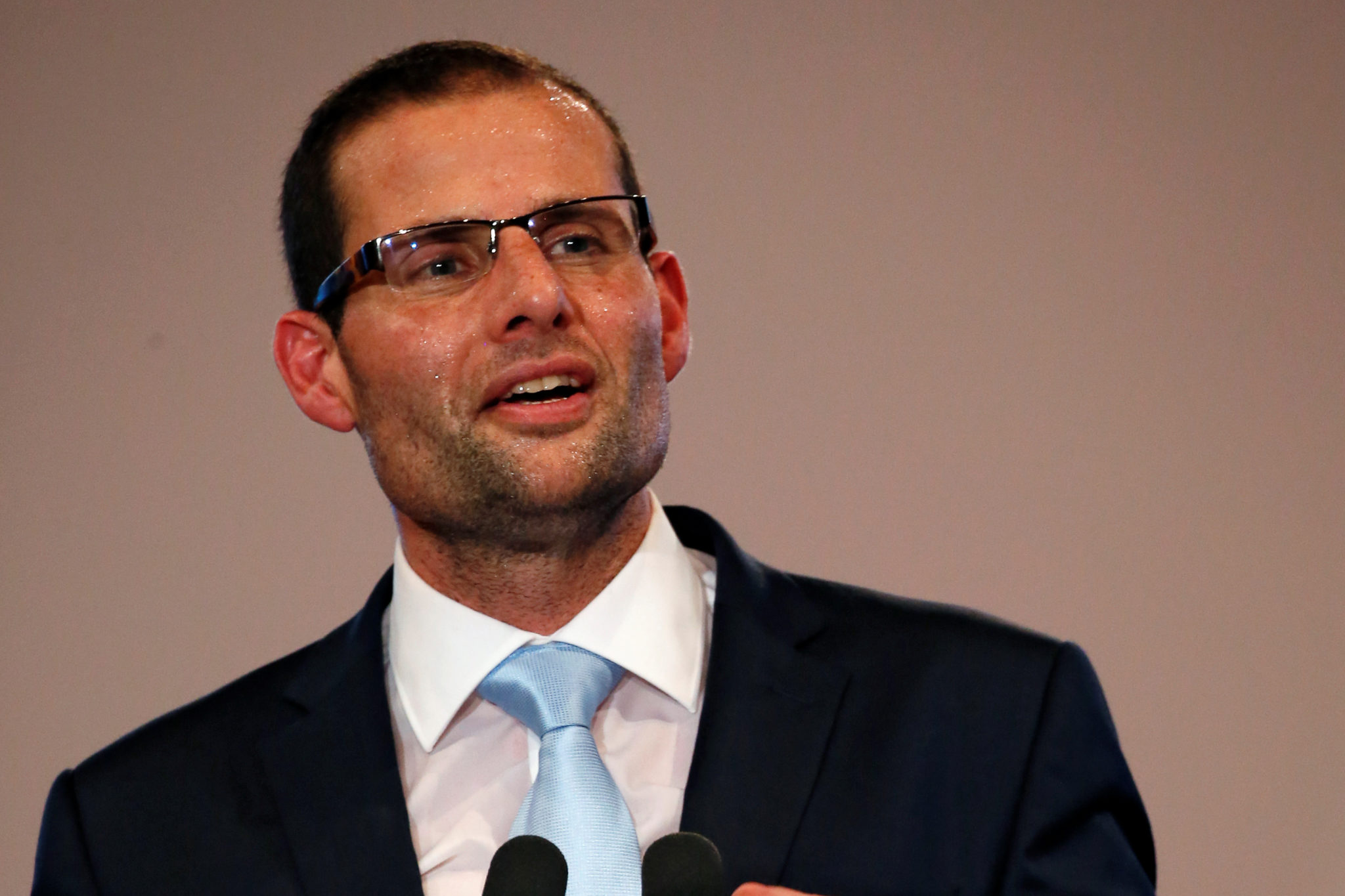 Malta nekter migrantbåt en havn, forsvarer tidligere retur til Libya ...