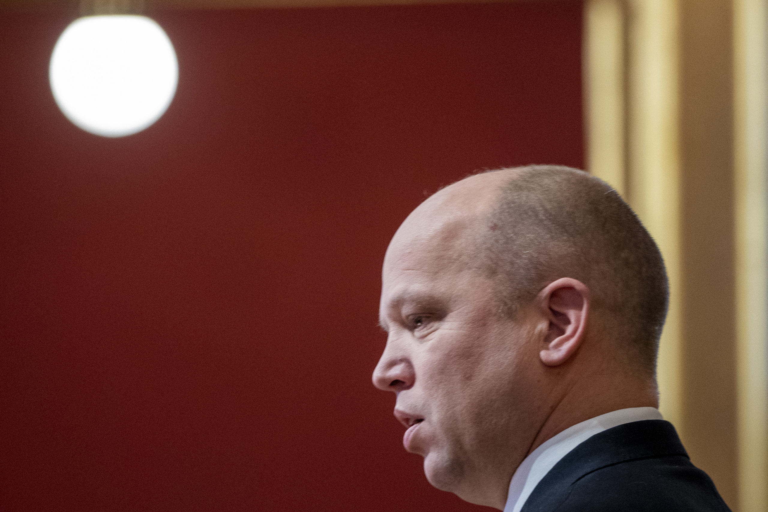 Trygve Slagsvold Vedum: Opp som en løve og ned som en skinnfell – Document