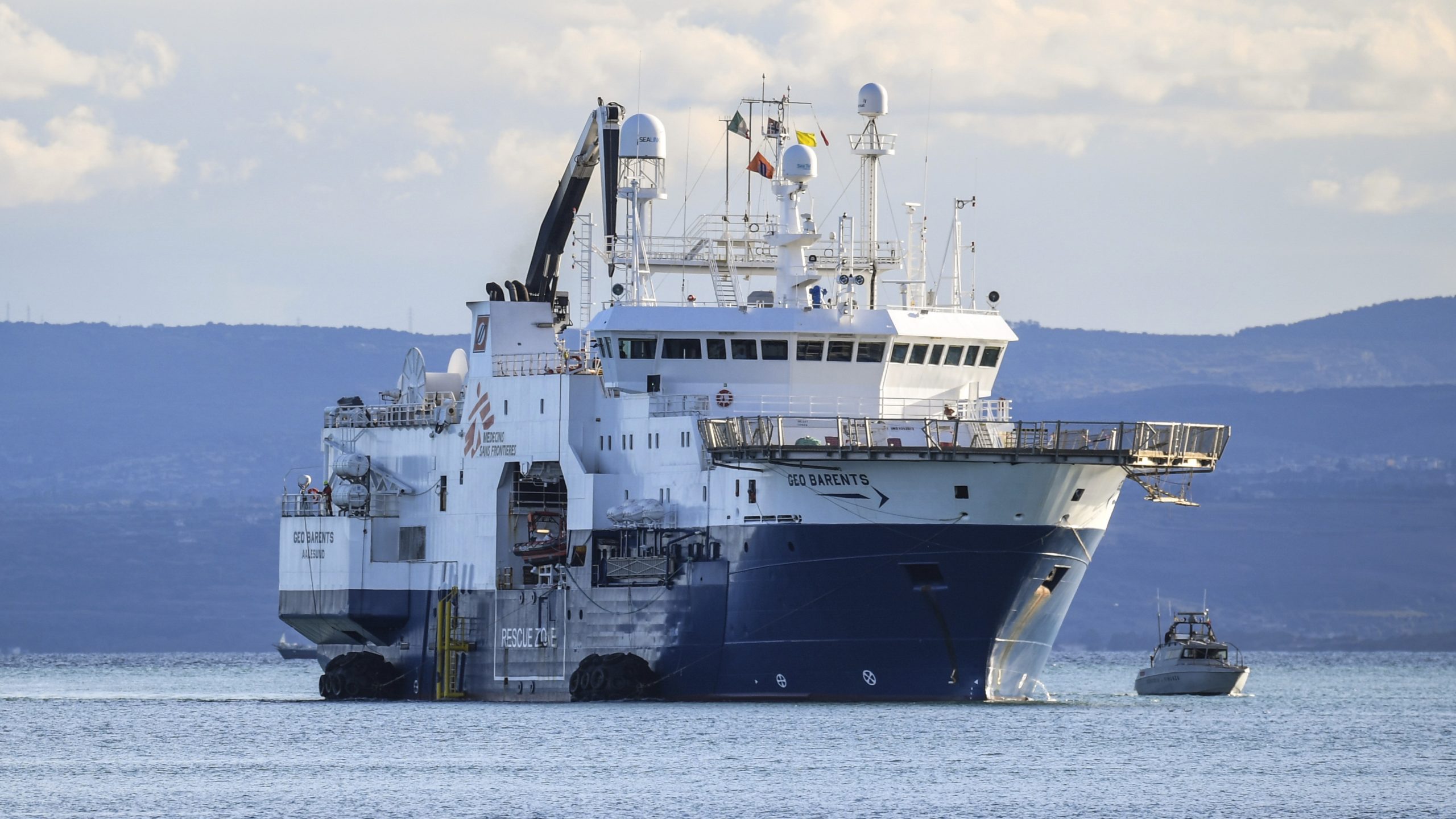 "Geo Barents" på jobb for Leger uten Grenser | Norsk Skipsfarts Forum