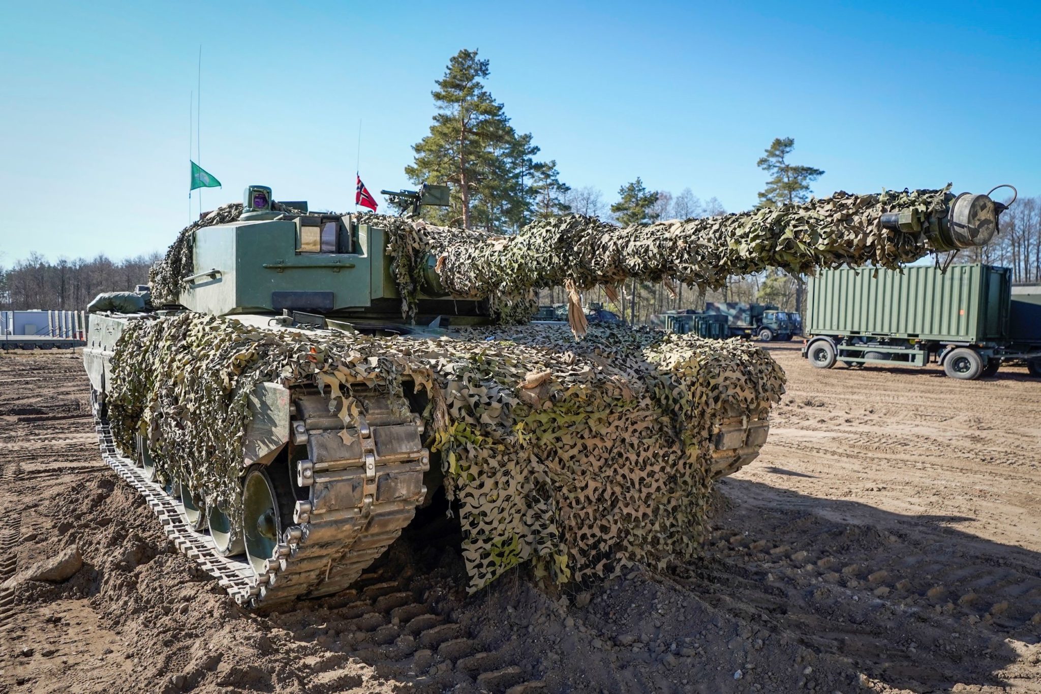 Endelig avgjort: Norge kjøper 54 Leopard 2-stridsvogner fra Tyskland – Document