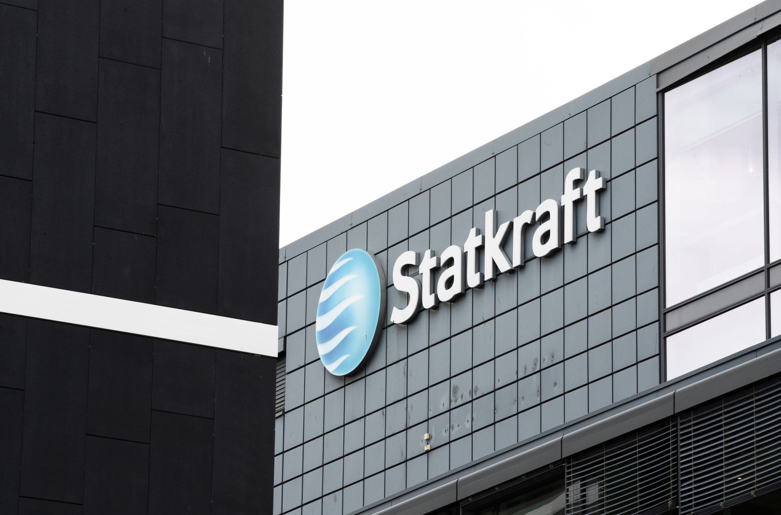 Statkraft-topp fikk millioner i bonus kun for å bli i jobben – Document