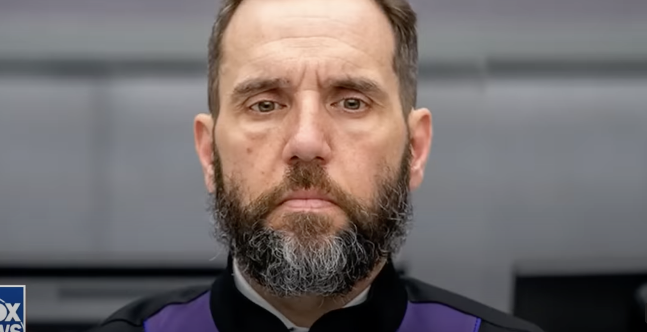 Jack Smith: Munnkurv på Trump fordi han var i en våpenhandel – Document