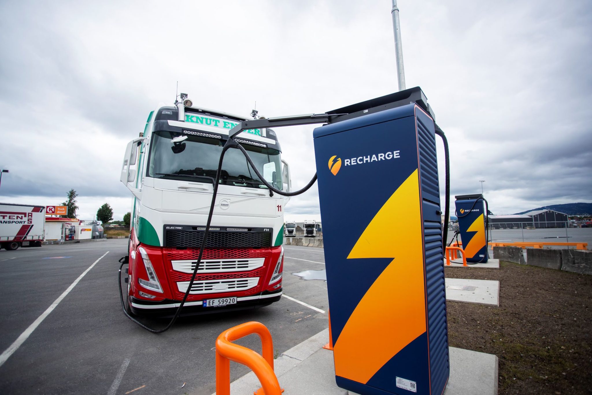 Regjeringen og SV vil ha full satsing på elektrisk tungtransport