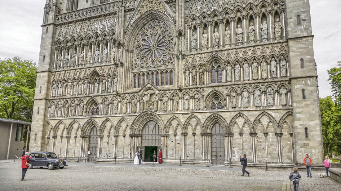 Nidarosdomen tagget med 666