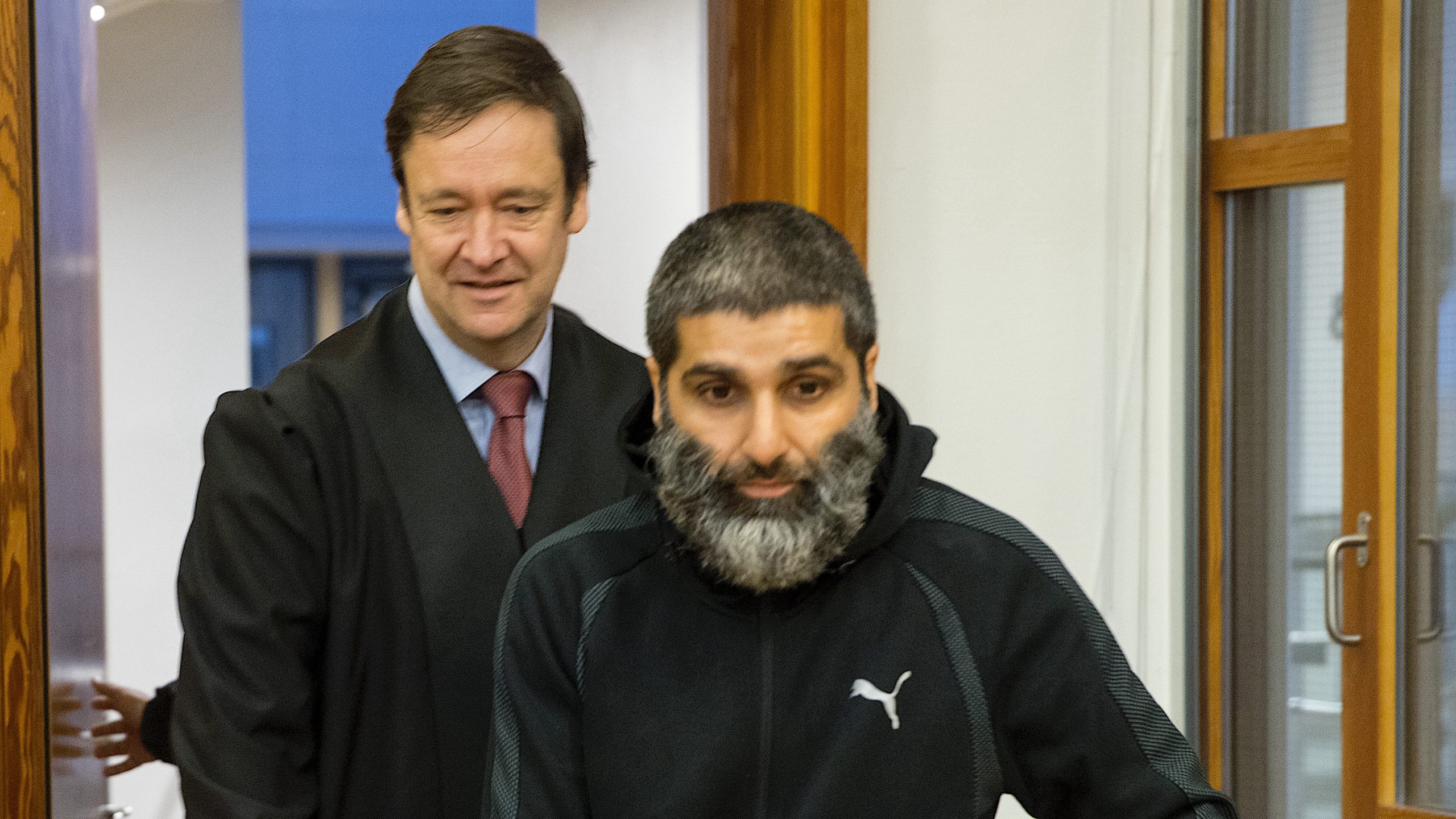 TV2: Arfan Bhatti er på vei til Norge – Document