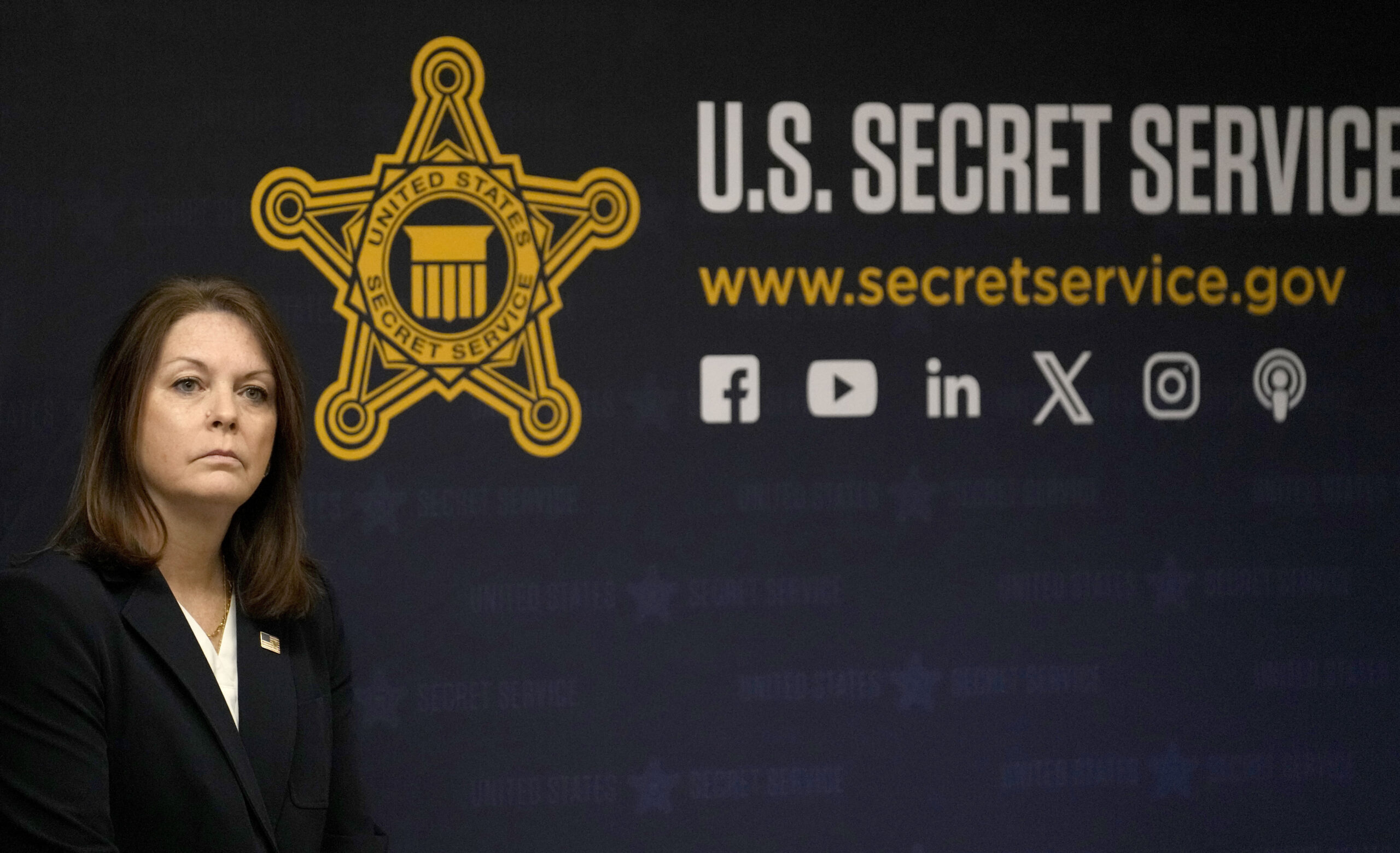 Sjefen for Secret Service går av – Document