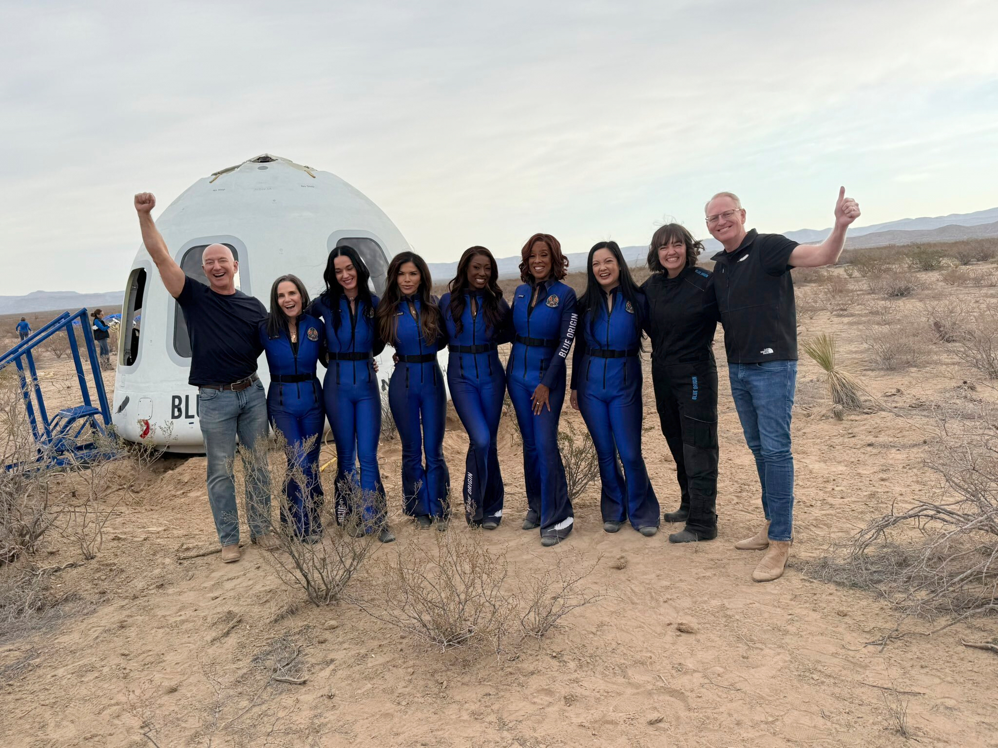 «Blue Origin» gjorde Katy Perry og seks kvinner til astronauter i dag ...
