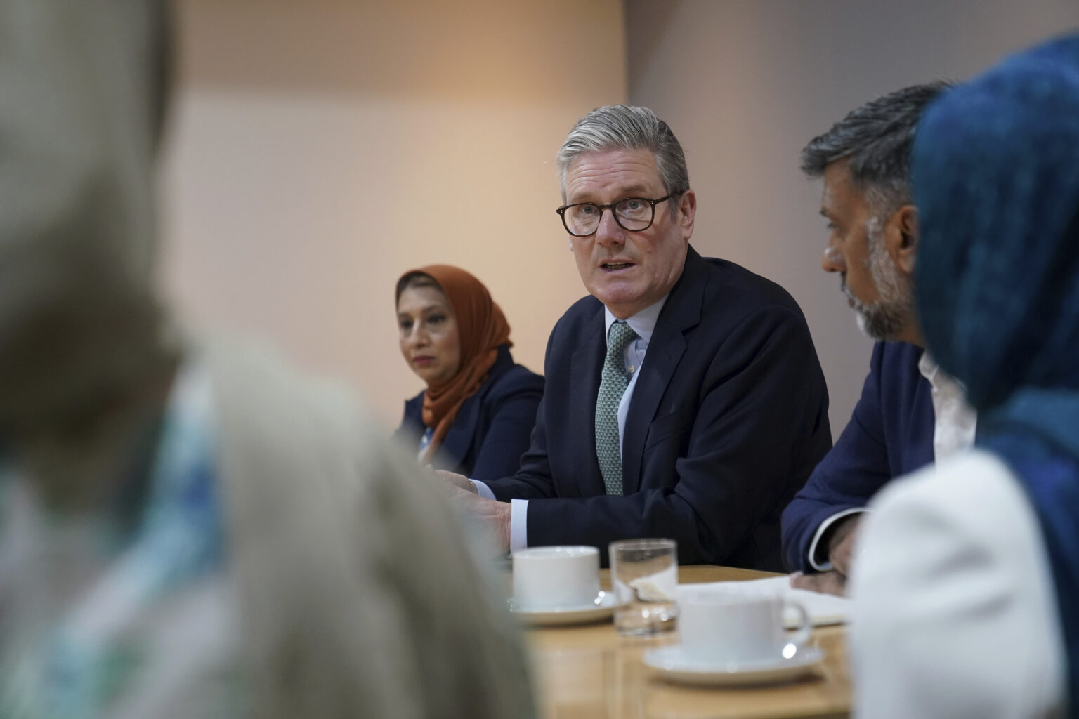 Starmer vil bygge flere våpenfabrikker